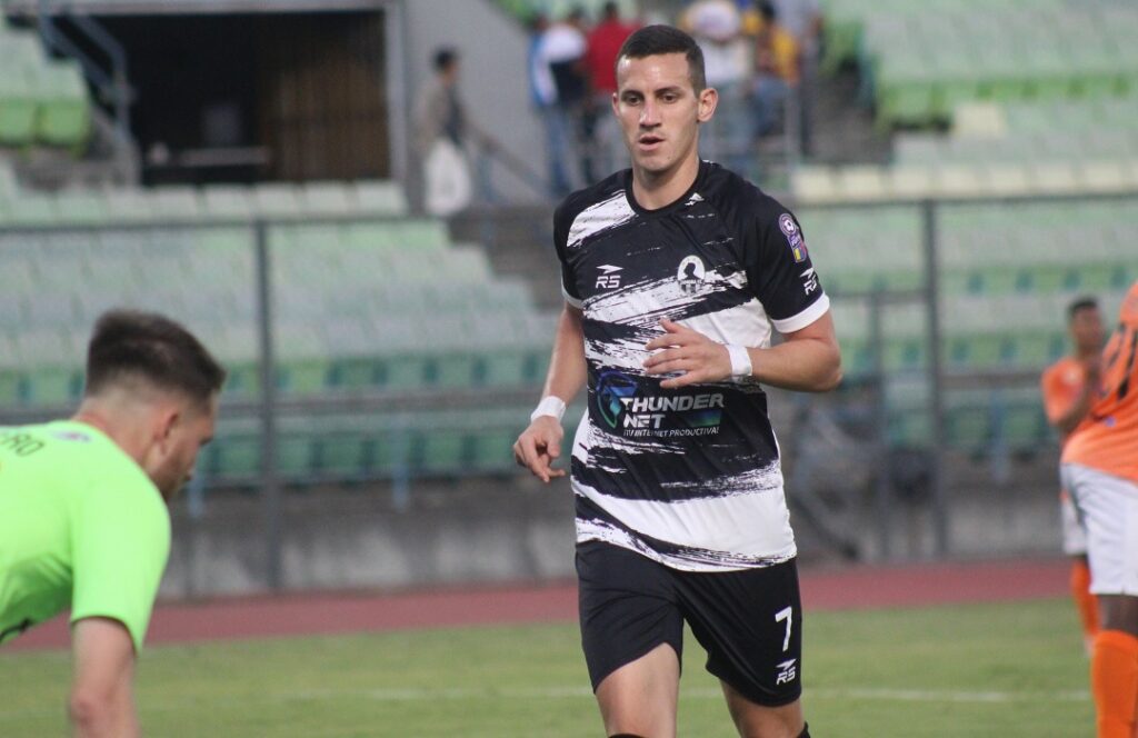 El obrero de Francesco Stifano: Miguel Celis - Liga FUTVE