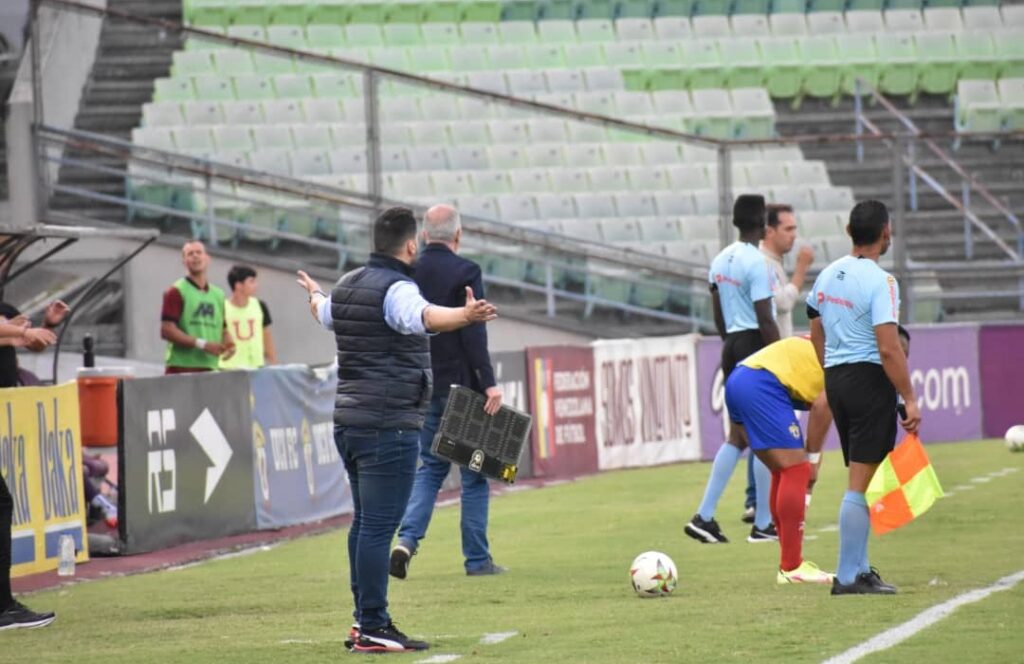 El buen plantel hizo a Daniel Sasso volver a tomar a la UCV - Liga FUTVE