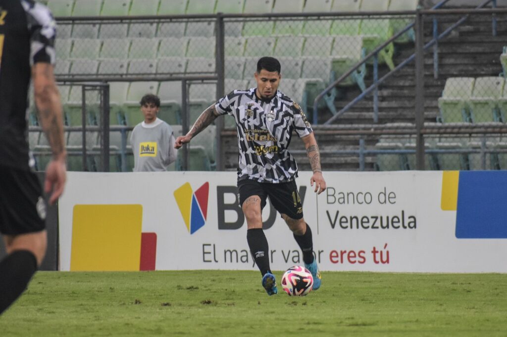 Jean Fuentes alaba el trabajo físico de Metropolitanos - Liga FUTVE