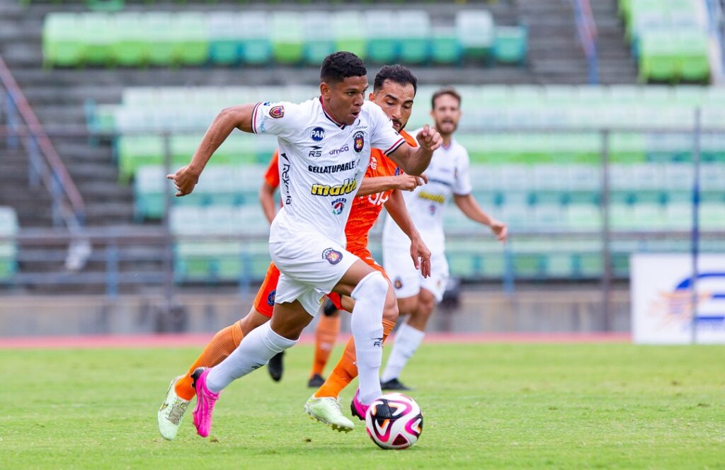 Ender Echenique le pone entusiasmo al momento de Caracas - Liga FUTVE