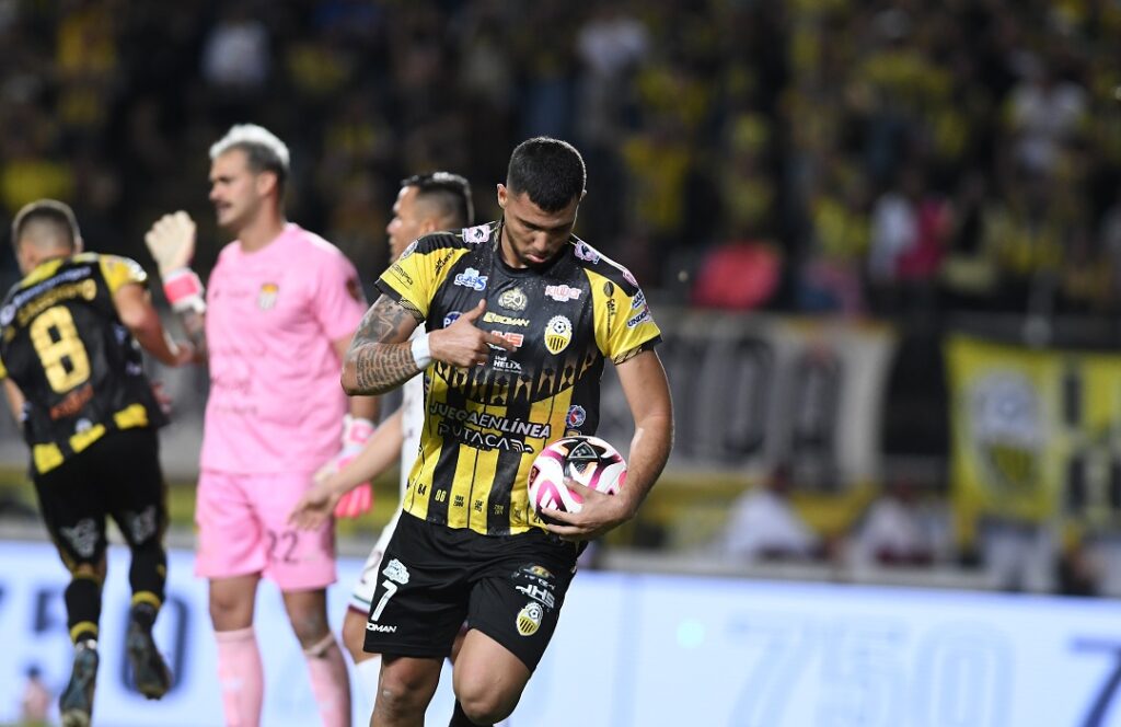 Bryan Castillo le hizo dos goles a Carabobo en 2024 y quiere más en la Gran Final - Liga FUTVE