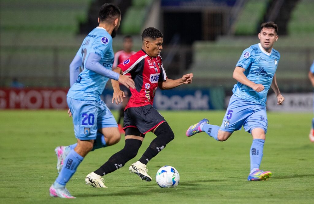 Ender Echenique, una carrera a toda velocidad en la Liga FUTVE - Liga FUTVE