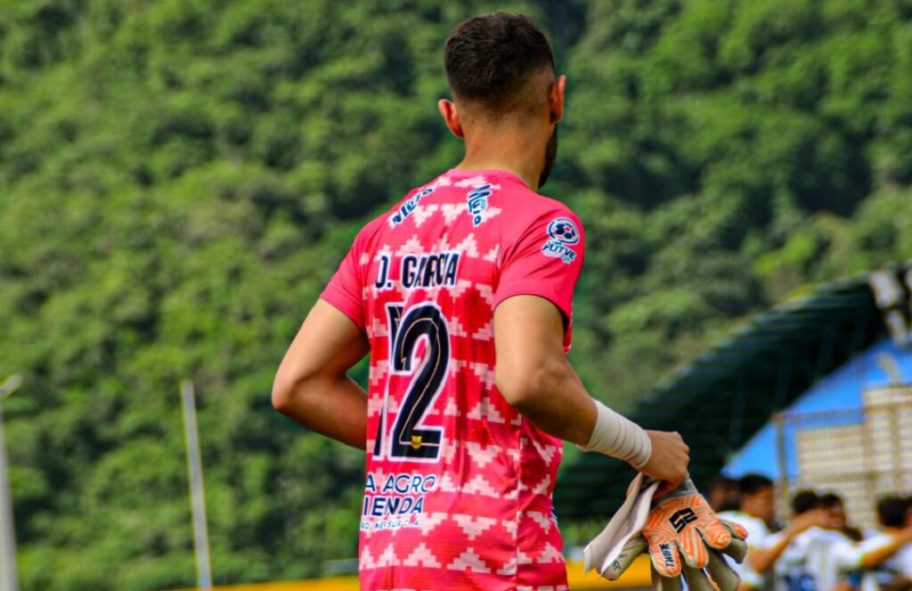Osnel García, en nombre del padre versión Trujillanos - Liga FUTVE